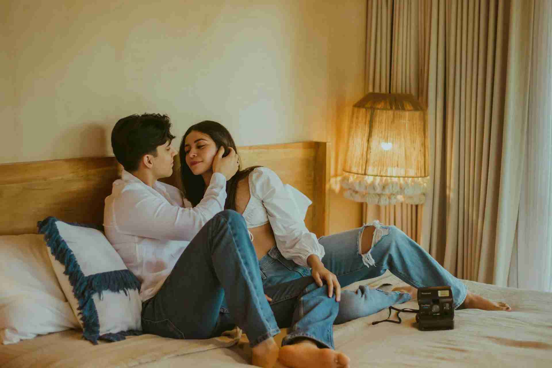 Fun, Flirty & Future-Focused: 9 Weekly Check-ins to Strengthen Your ...